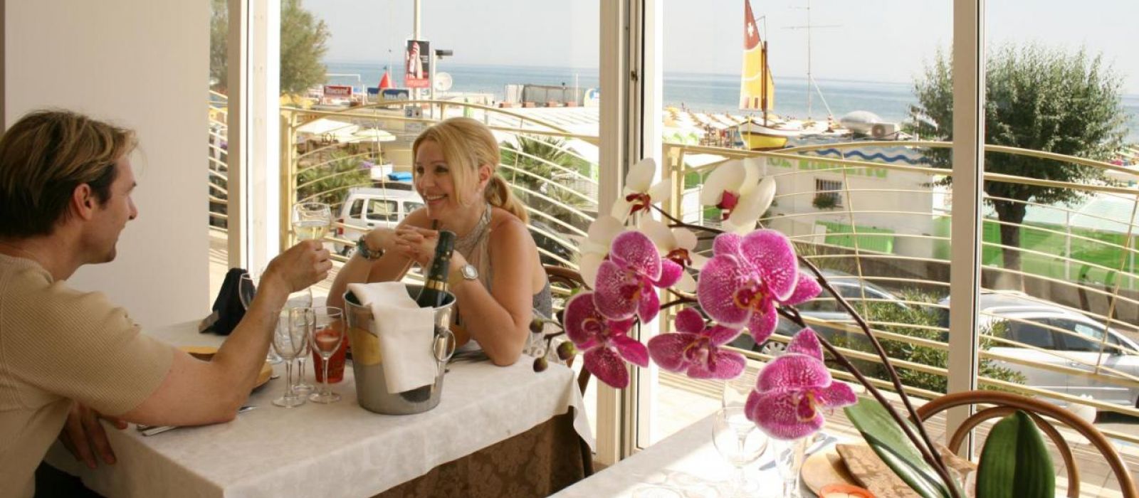 Hôtel Clipper à RICCIONE en Espagne, Réservez vos vacances pas cher à ...