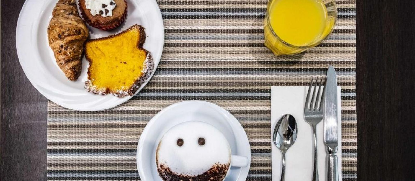 Hôtel Regina Elena 57 à RIMINI en Espagne, Réservez vos vacances pas cher à RIMINI avec playayfiesta